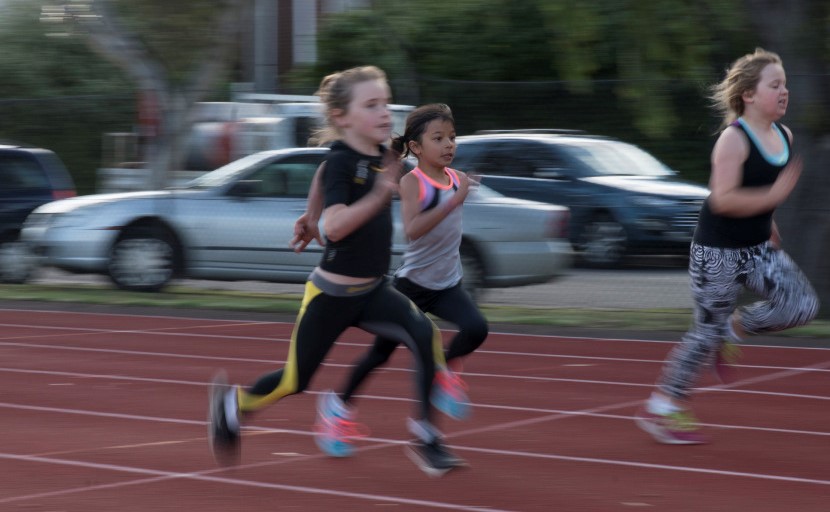 What causes a stitch when exercising?